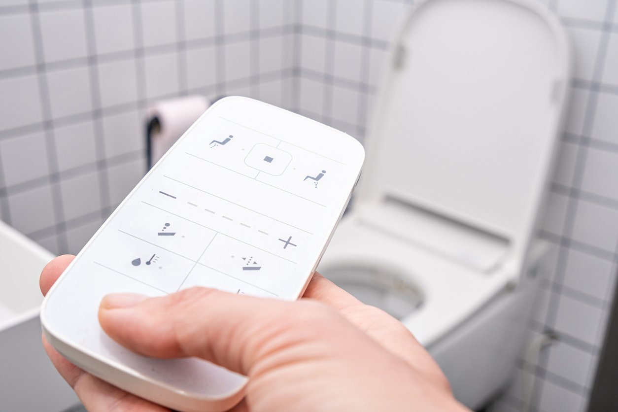 Are Remote Flush Systems a Thing in the Modern Toilet?